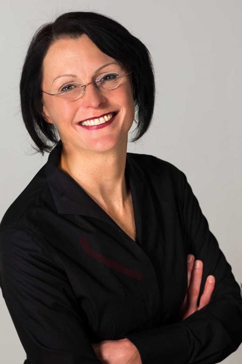 Über mich - Dr. med Veronika Morhart Schmerztherapie Bayerwald